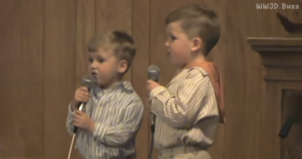 Little brothers sing classic hymn, their voices will melt your heart ...