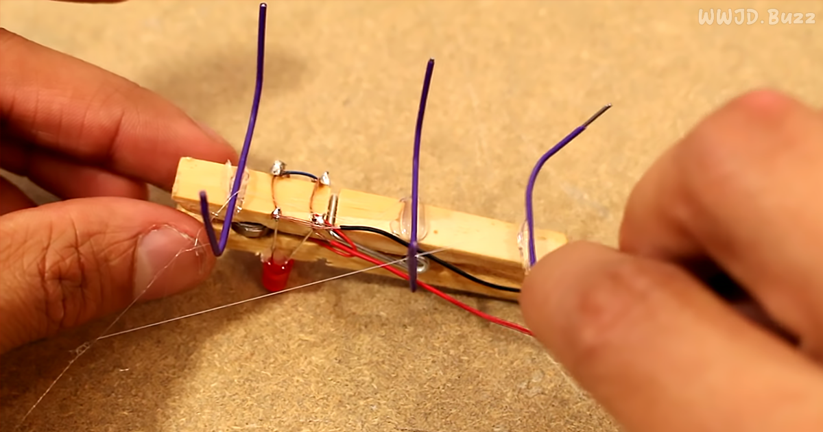 How to Make a Mini Robotic Bug From Household Items | WWJD