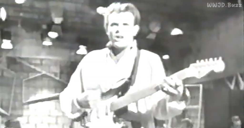 In 1964, Del Shannon Appeared Onstage To Sing One Of His Most Famous ...