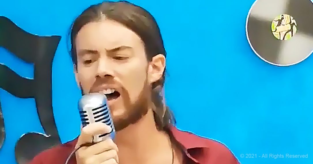 Viral sensation Maxi Borgaro sings his heart out with a classic oldies ...