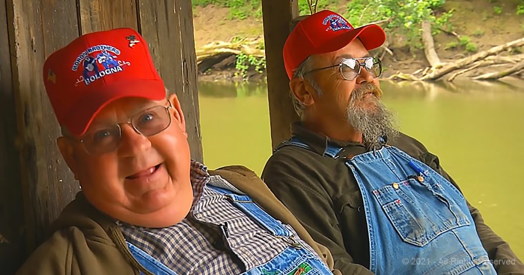 Self-proclaimed ‘Moron Brothers’ spread laughter wherever they go – WWJD