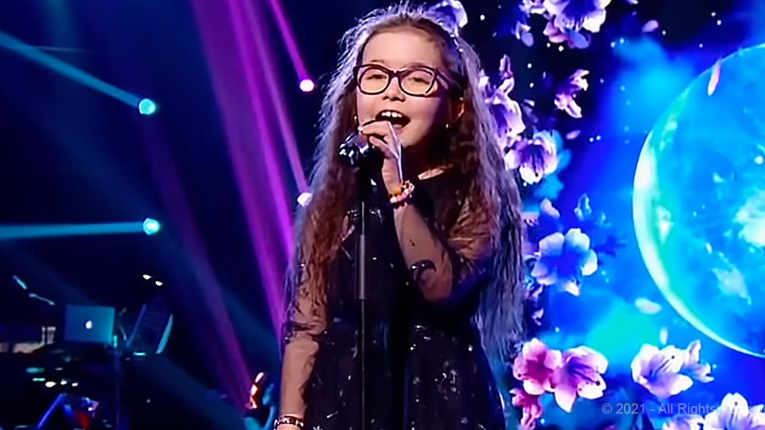 X Factor audience goes wild for incredible performance | WWJD