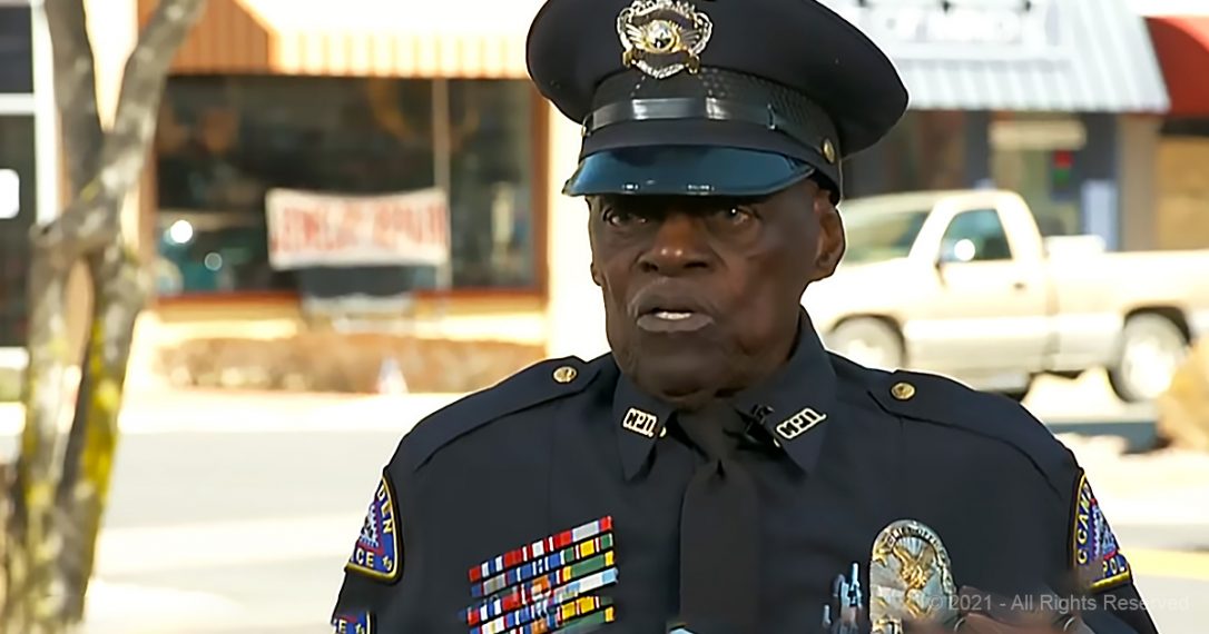 91-year-old police officer still active in duty – WWJD