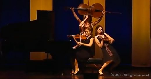 Funny performance by all-female string quartet – WWJD