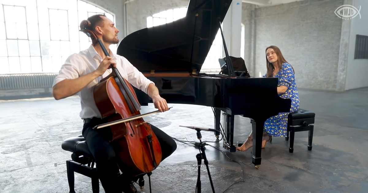 Couple makes magical music – WWJD