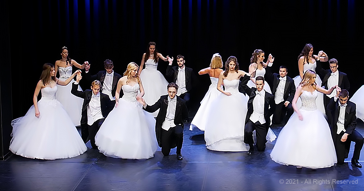 Fairytale prom dance goes viral – WWJD