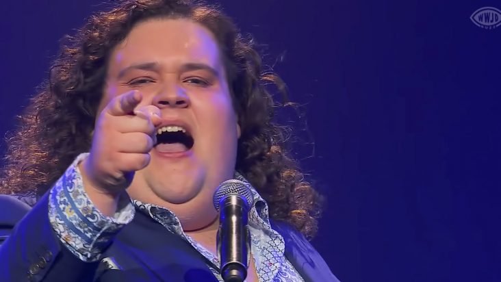 Young opera singer amazes listeners with his soul-soothing voice | WWJD