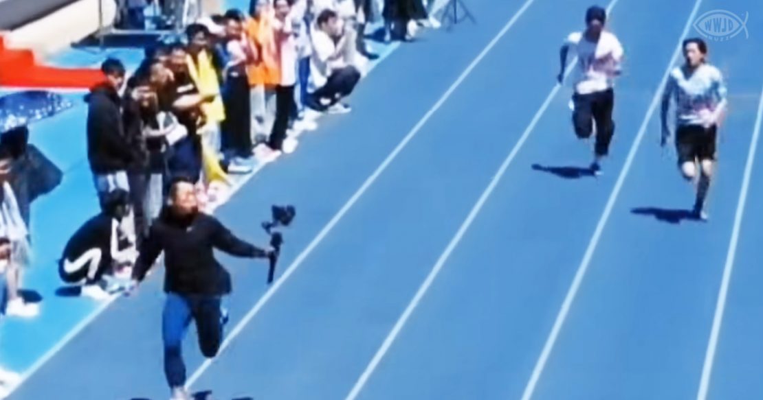 Cameraman beats athletes to the finish line – WWJD