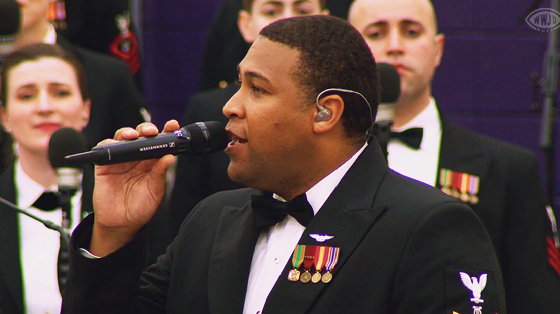 U.S. Navy Band performs an amazing rendition of ‘America the Beautiful ...