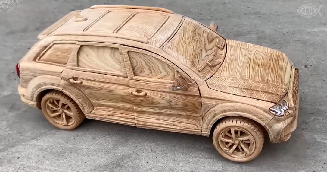 Wood carving experts masterfully turn wood into replica Audi Q7 – WWJD
