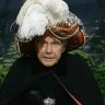 Johnny Carson as "Carnac the Magnificent" is funnier than anything on ...
