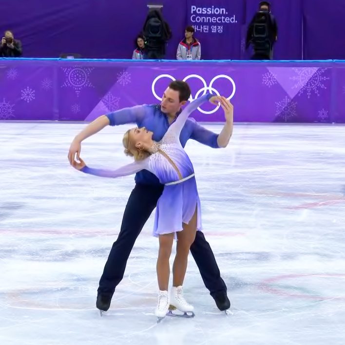 Couple’s jaw-dropping figure skating performance earns them a gold ...