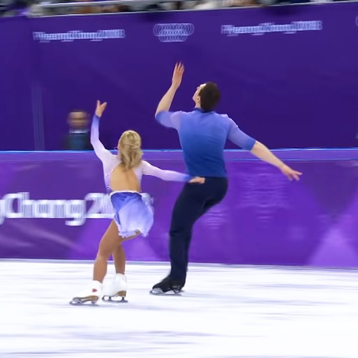 Couple’s jaw-dropping figure skating performance earns them a gold ...