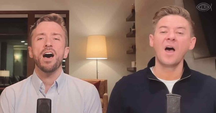 Mat and Savannah Shaw give us an amazing performance of “Hallelujah” – WWJD