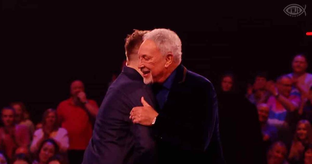 Tom Jones sings heartfelt duet with son of an old friend – WWJD