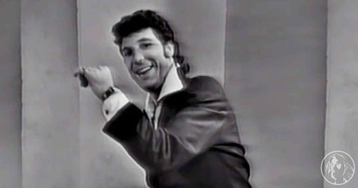 Watch 25-year-old Tom Jones perform “It’s Not Unusual” – WWJD