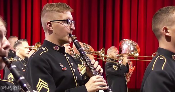 The Star-Spangled Banner as You’ve Never Heard It Sung by Soldiers ...