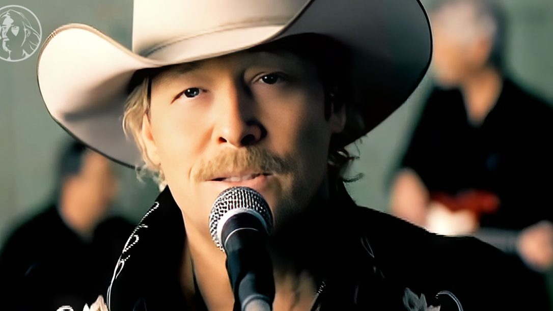 He Starts Singing Alone In An Empty Field. Now Watch Who Came To Join ...