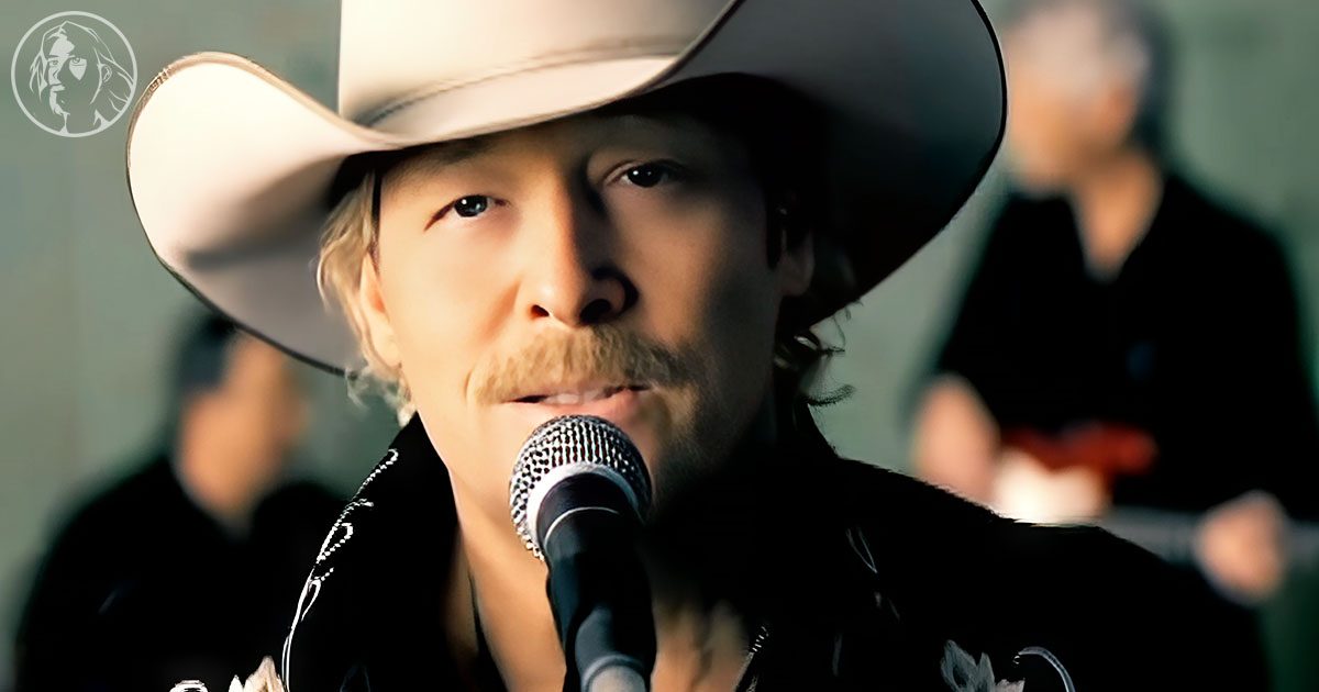Celebrate small town life with Alan Jackson’s “Small Town Southern Man ...
