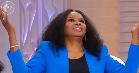 Nicole C. Mullen Encourages Trust in God’s Perfect Timing – WWJD